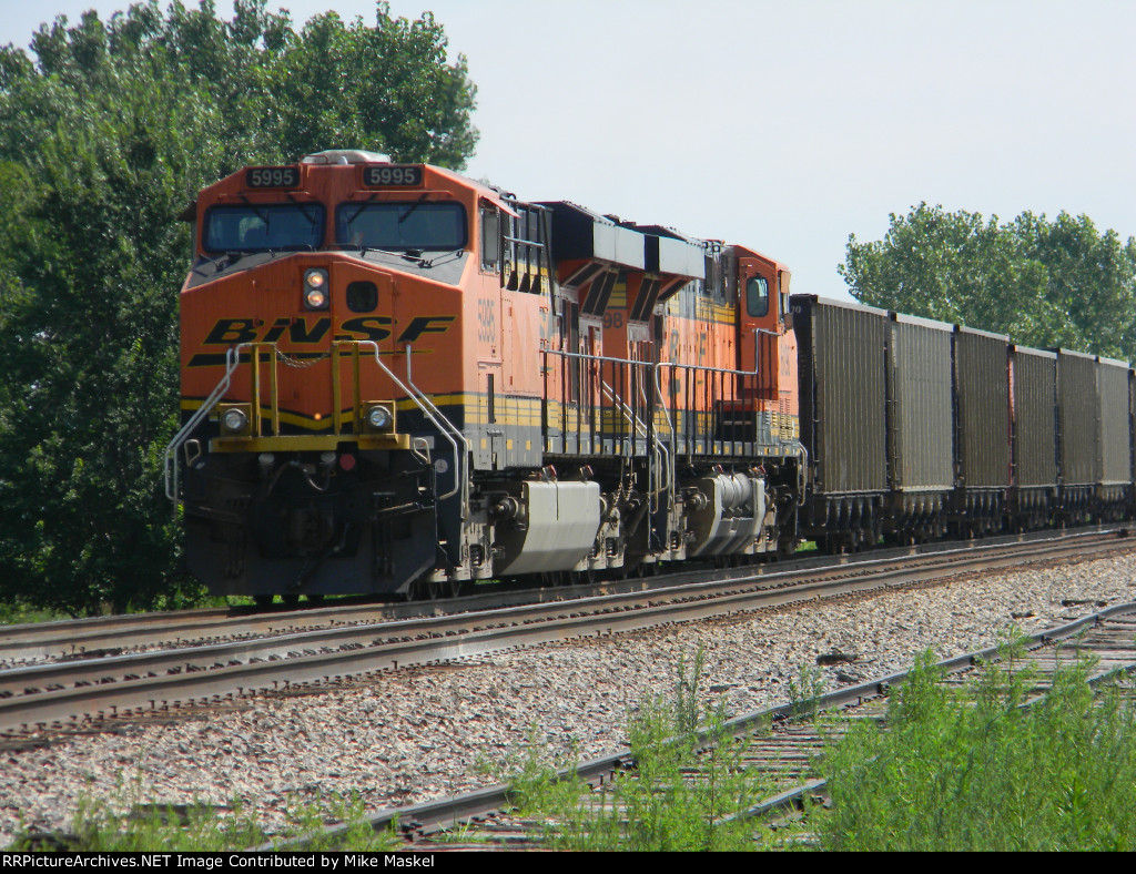 BNSF 5995